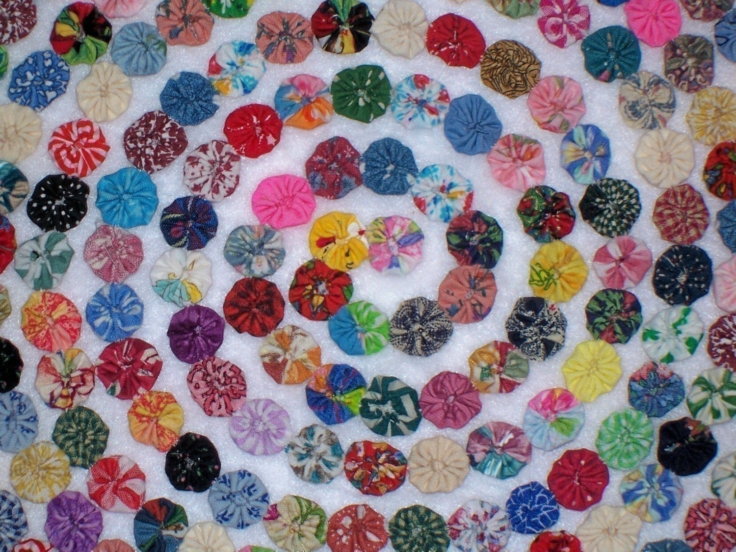 Yo Yo Quilt Pattern Designs - Pattern Design Ideas